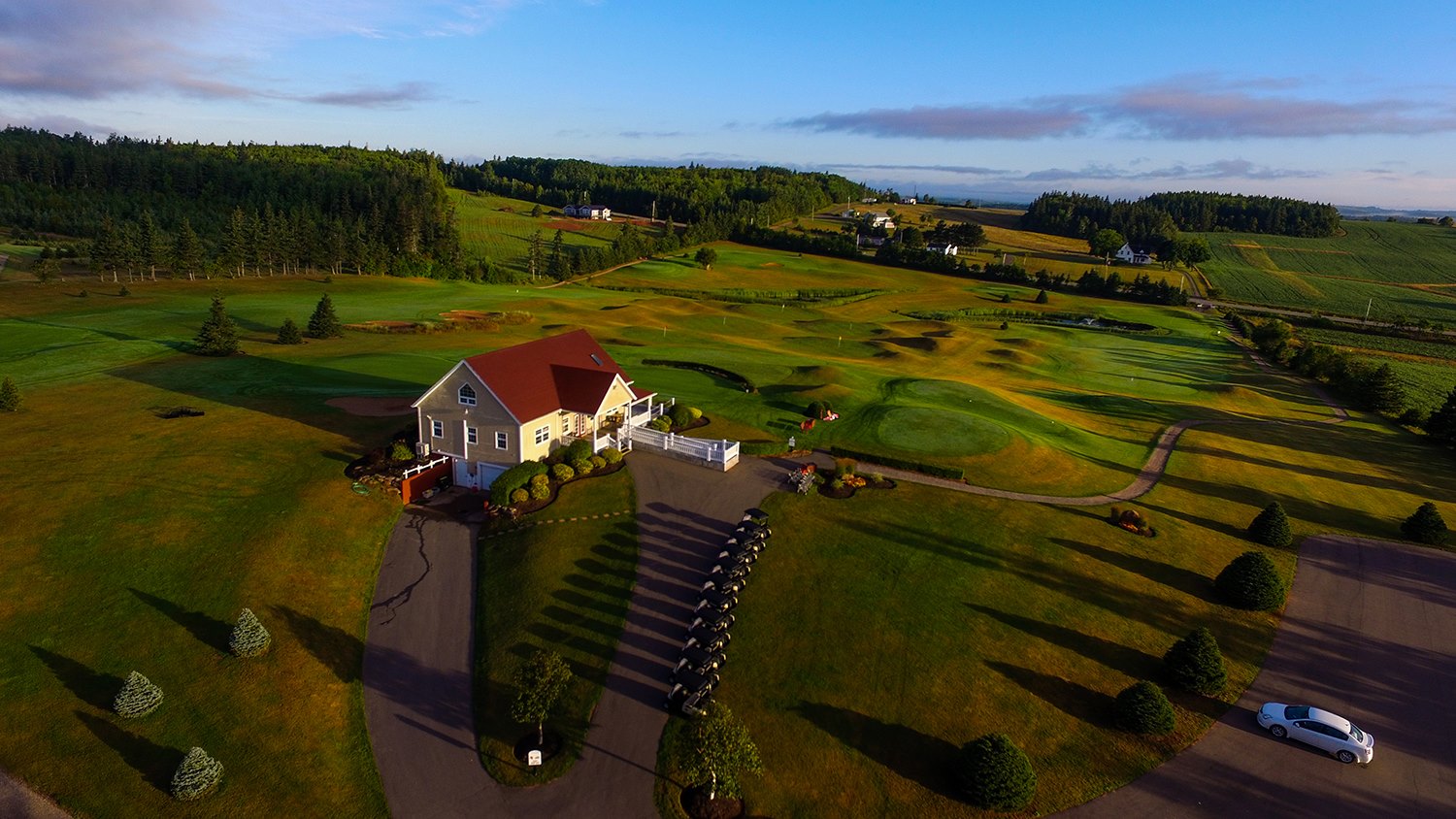 Golf deals we love: Erin Hills, PEI & Barefoot Resort – GOLF STAY AND PLAYS